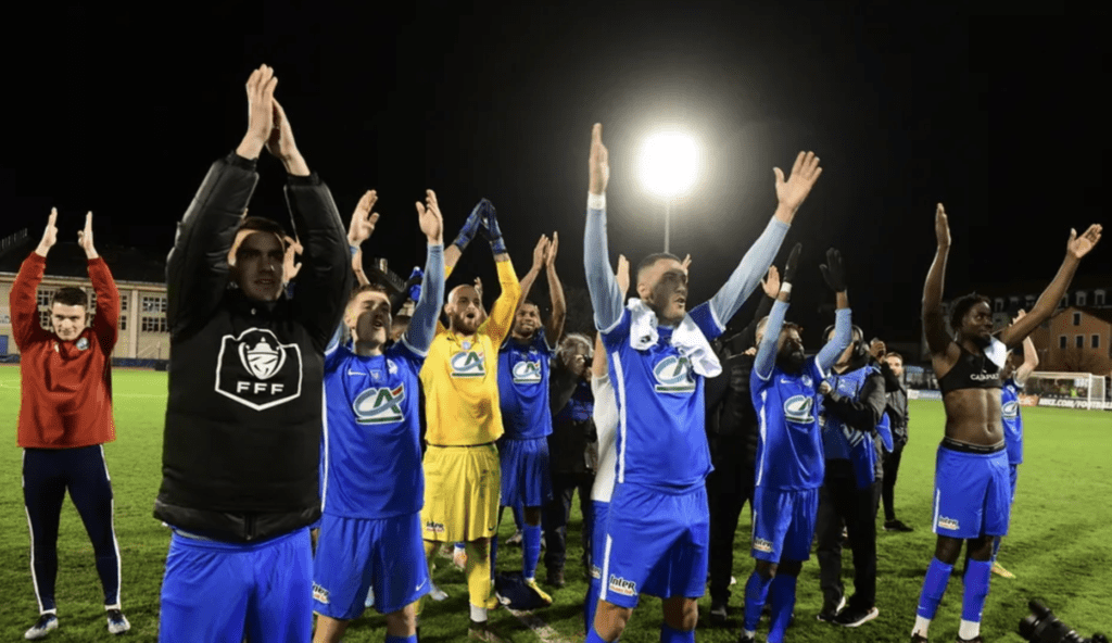 Yanis Mbemba, Teddy Bouriaud (Le Puy) : les anciens nantais ...