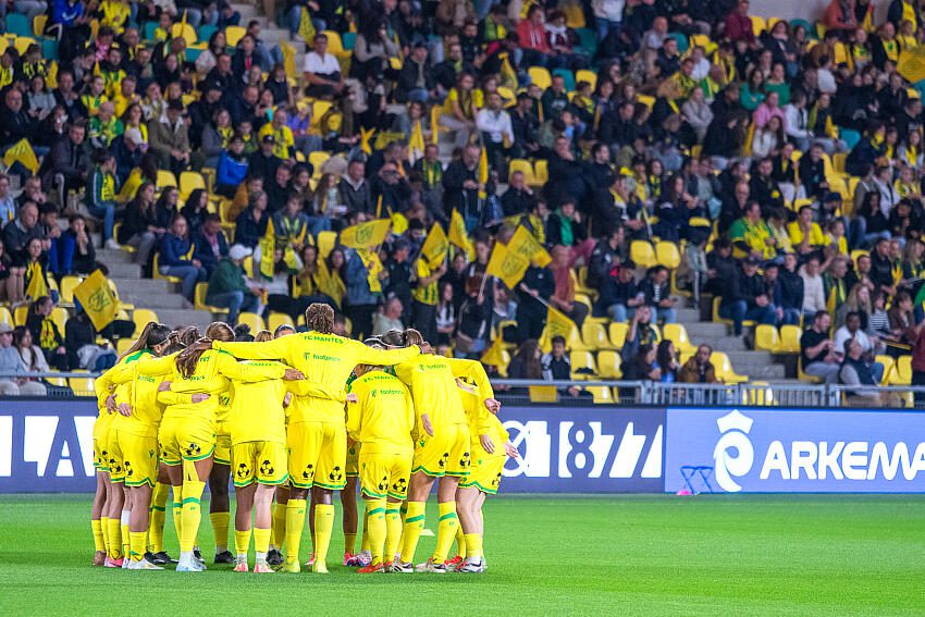 Féminines. Danielle Marcano titulaire en pointe : le onze de départ ...